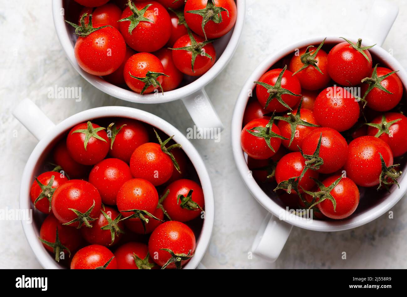 White and green horizontal format hi-res stock photography and images ...