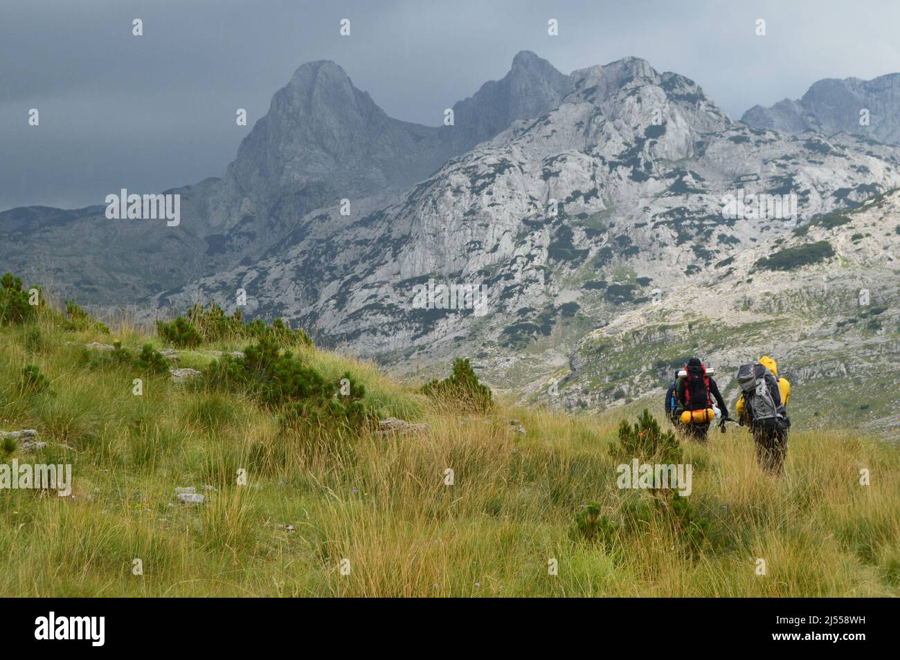 Hiking trail on Prenj mountain, Lupoglav peak Stock Photo - Alamy