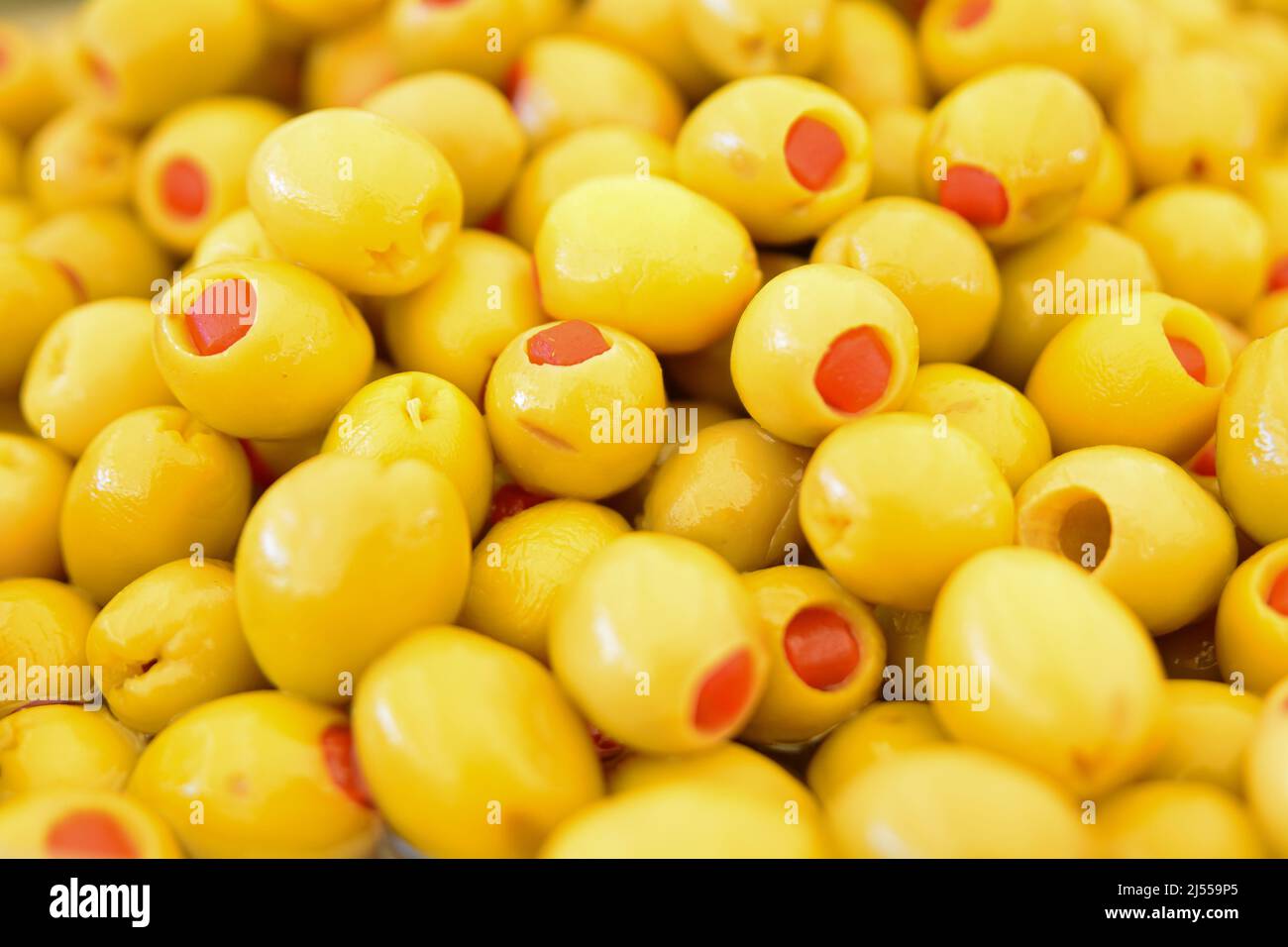 Green organic olive varieties in the market Stock Photo - Alamy