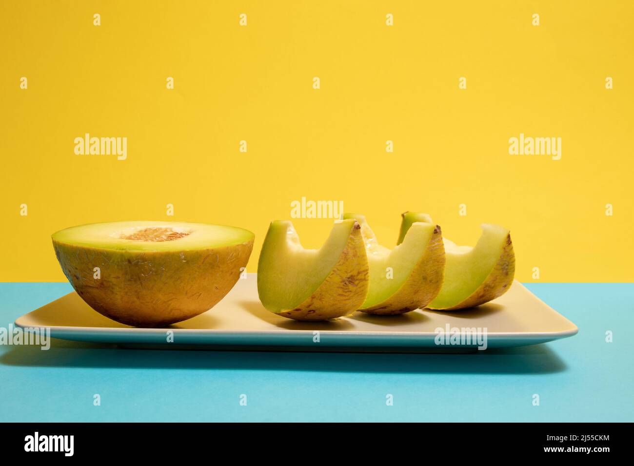 Melon fruit slice plate hi-res stock photography and images - Alamy