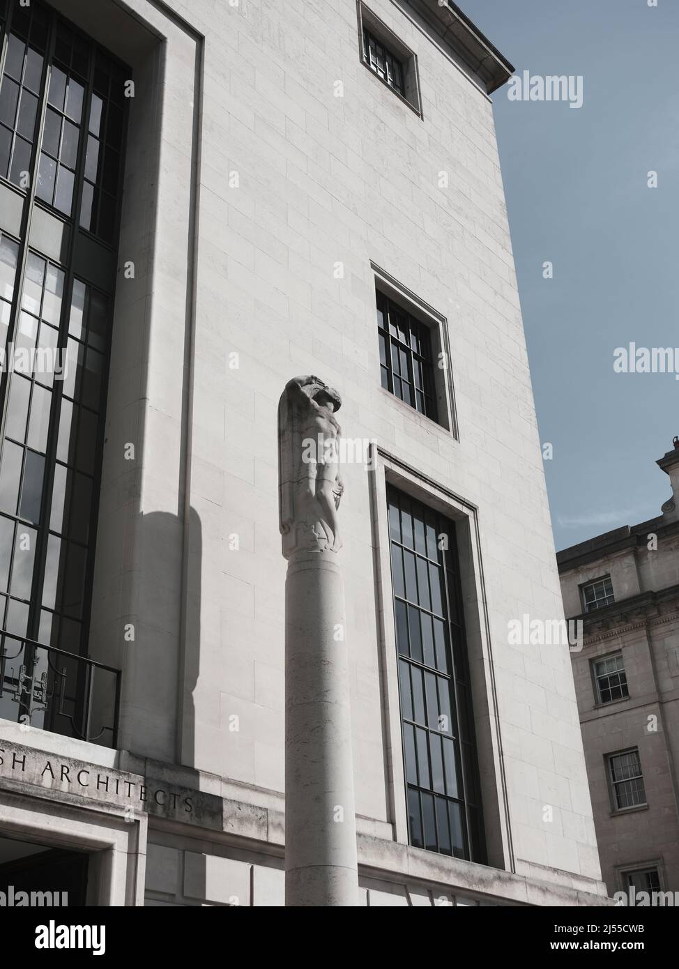 Riba sculpture london hi-res stock photography and images - Alamy