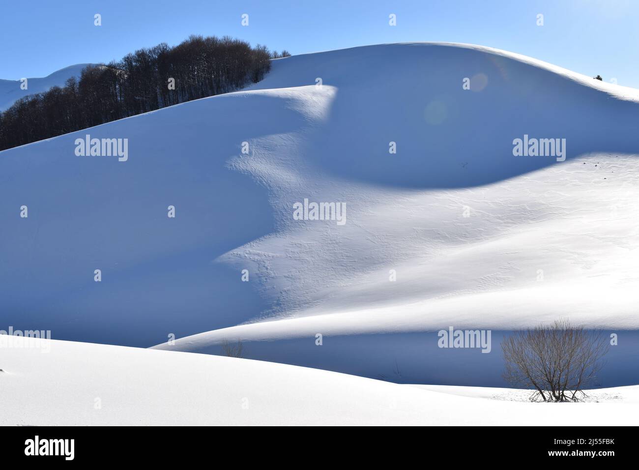 Winter hiking on Zelengora mountain, Part 4 Stock Photo - Alamy