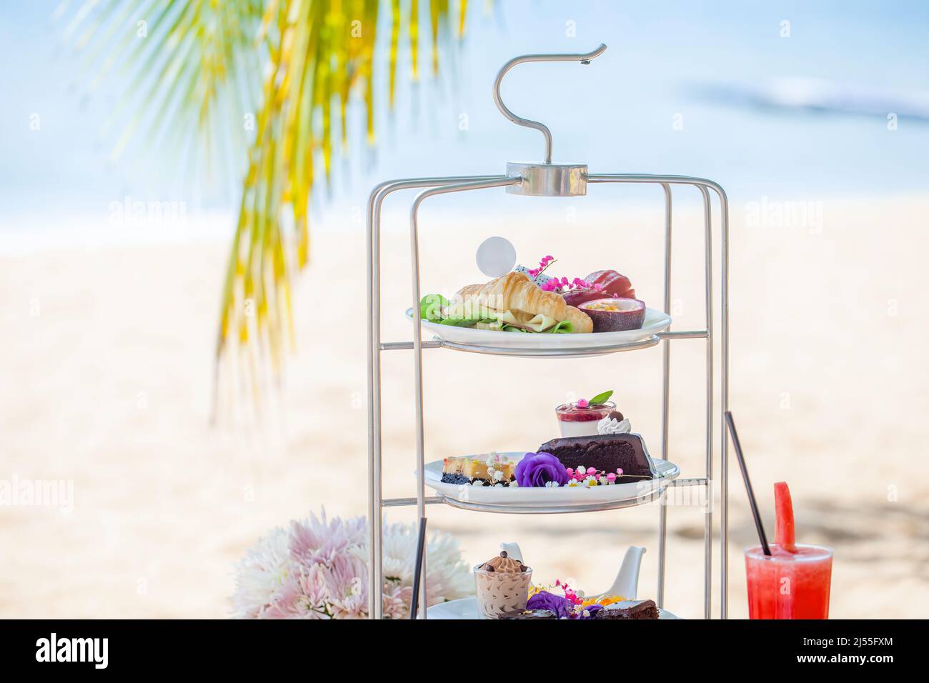Afternoon tea on the beach hi-res stock photography and images - Alamy