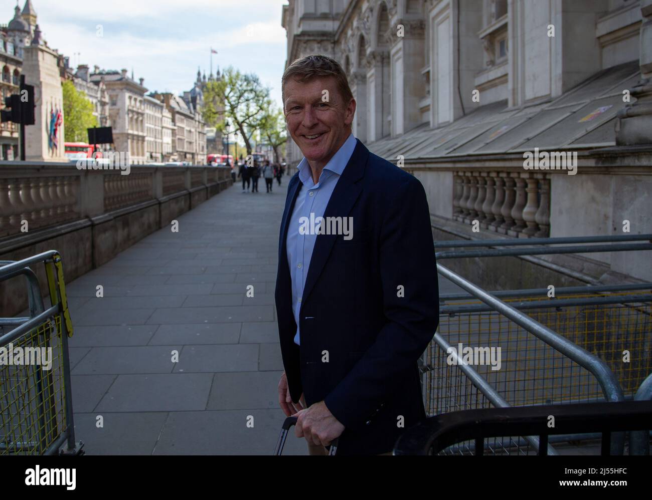 London, England, UK. 20th Apr, 2022. British Army Air Corps officer ...