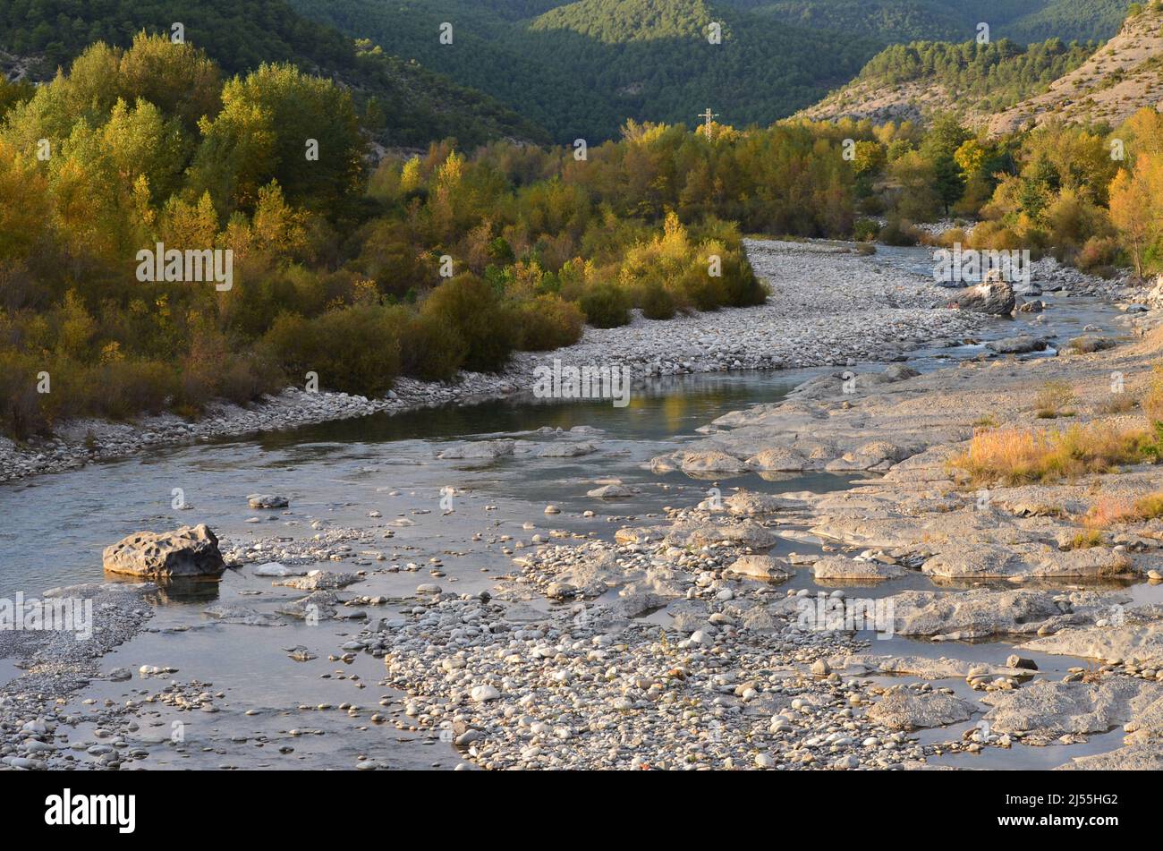 The Cinca river valley in the Aragonese Pyrenees Stock Photo - Alamy