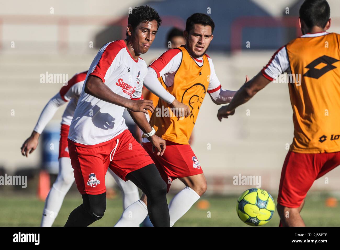 Luis romo hi-res stock photography and images - Alamy
