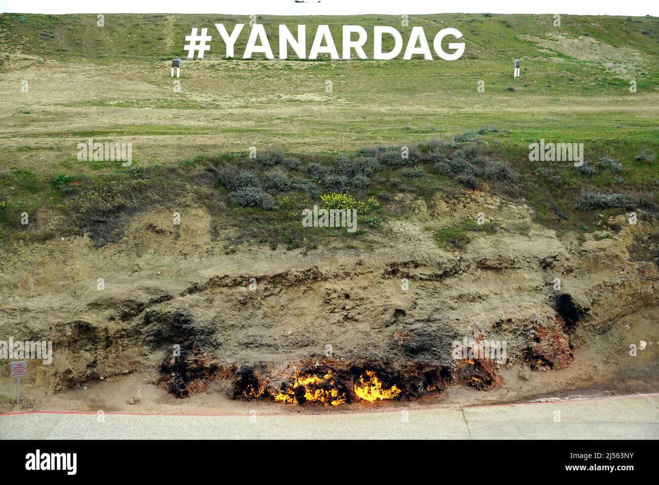 Yanar Dag (burning mountain, brennender Berg, égő hegy), Absheron ...