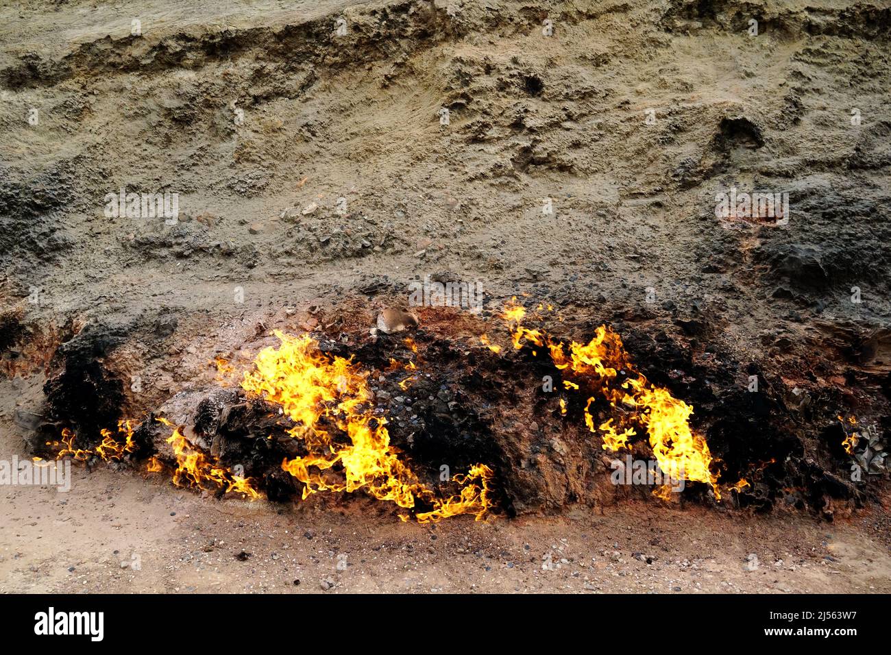Yanar Dag (burning mountain, brennender Berg, égő hegy), Absheron ...