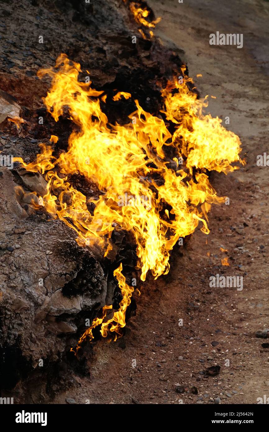 Yanar Dag (burning mountain, brennender Berg, égő hegy), Absheron ...