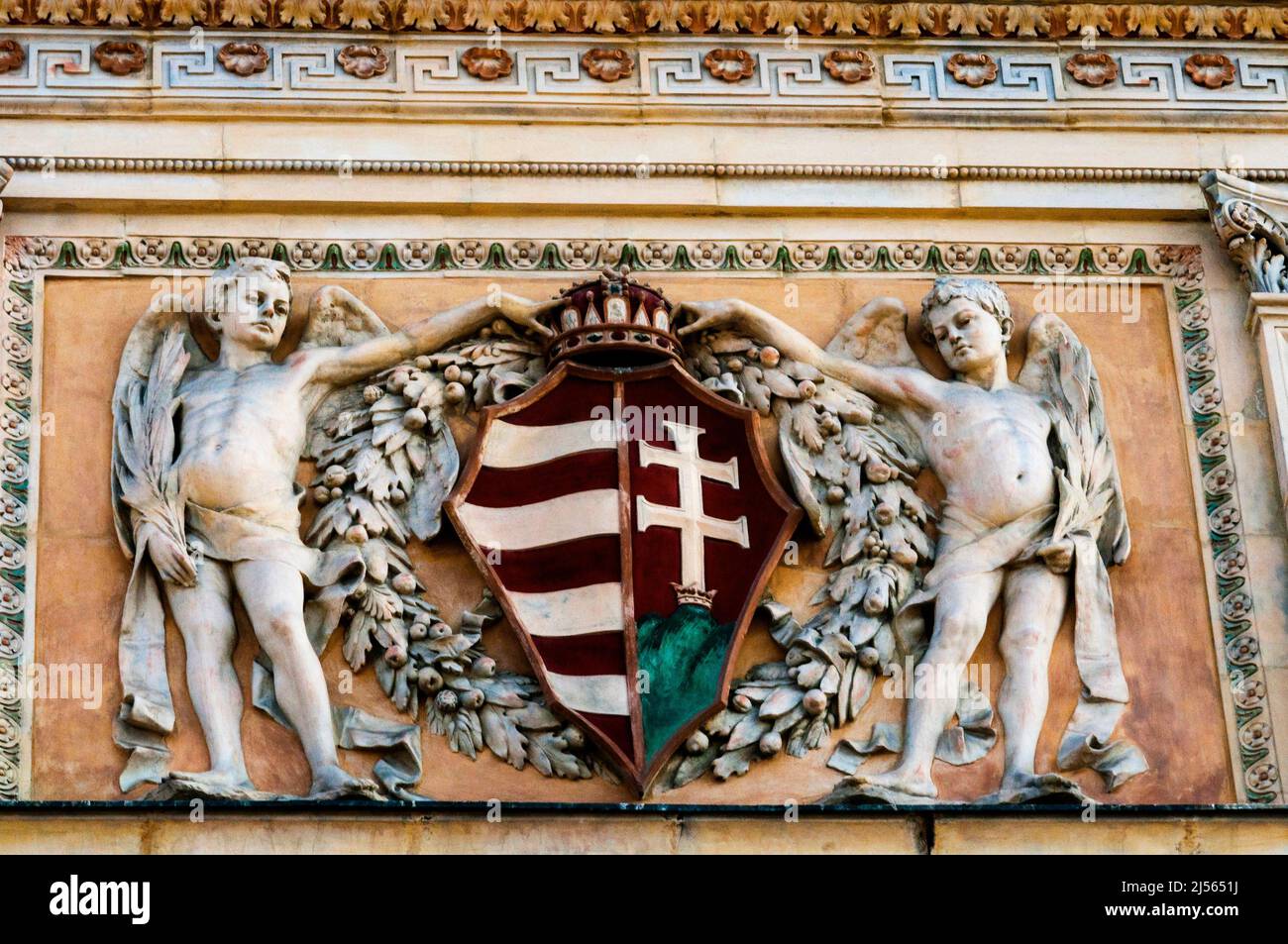 Hungarian coat of arms hi-res stock photography and images - Alamy