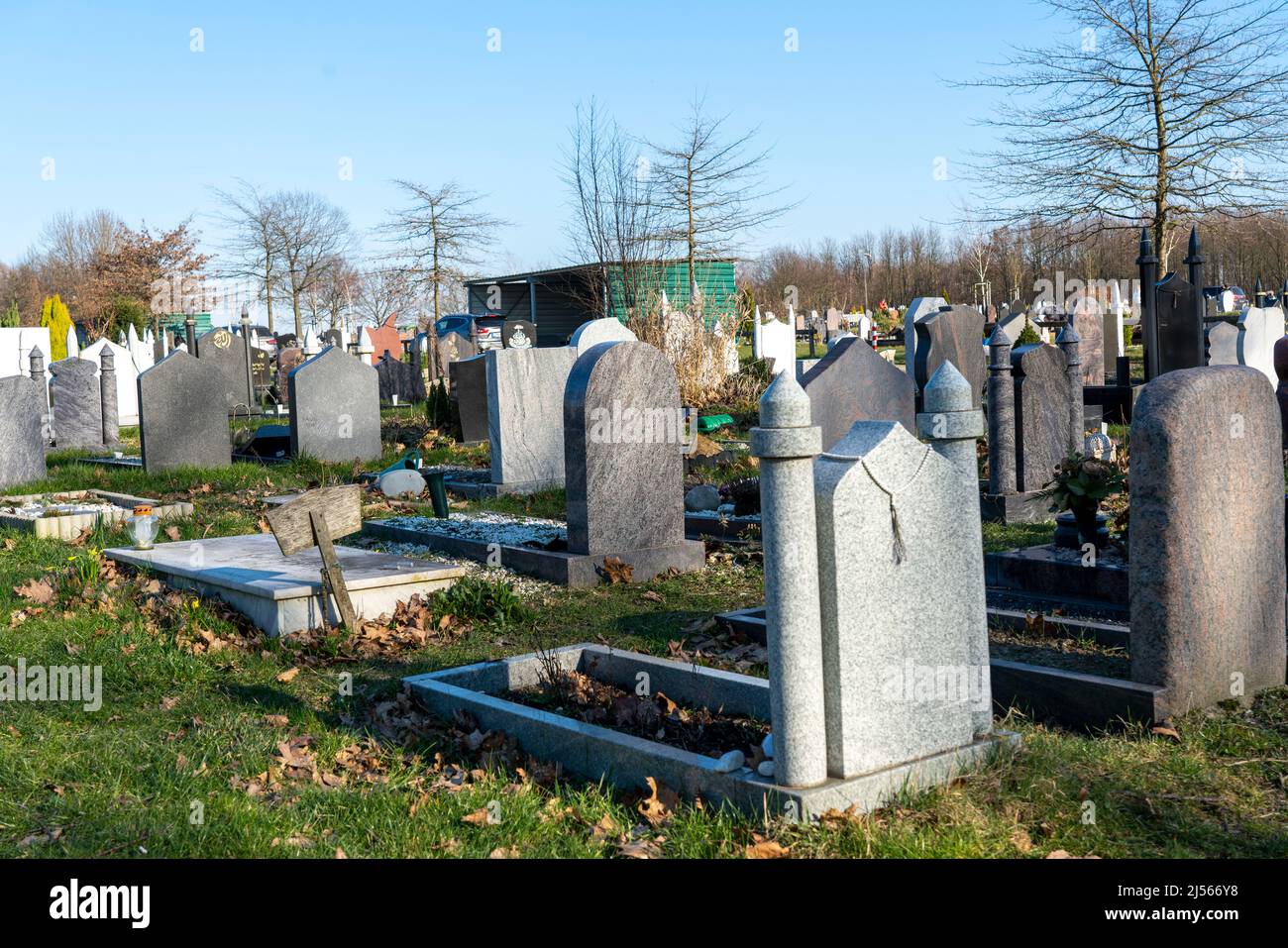 Islamic burial grounds at the Hallo cemetery in Essen-Stoppenberg, one ...