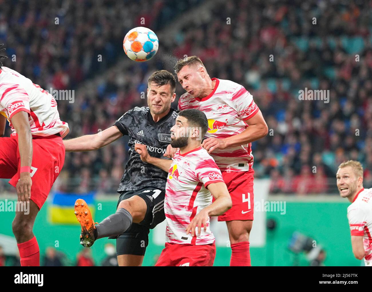 Red Bull Arena, Leipzig, Germany. 20th Apr, 2022. Robin Knoche of Union Berlin heads on goal ...