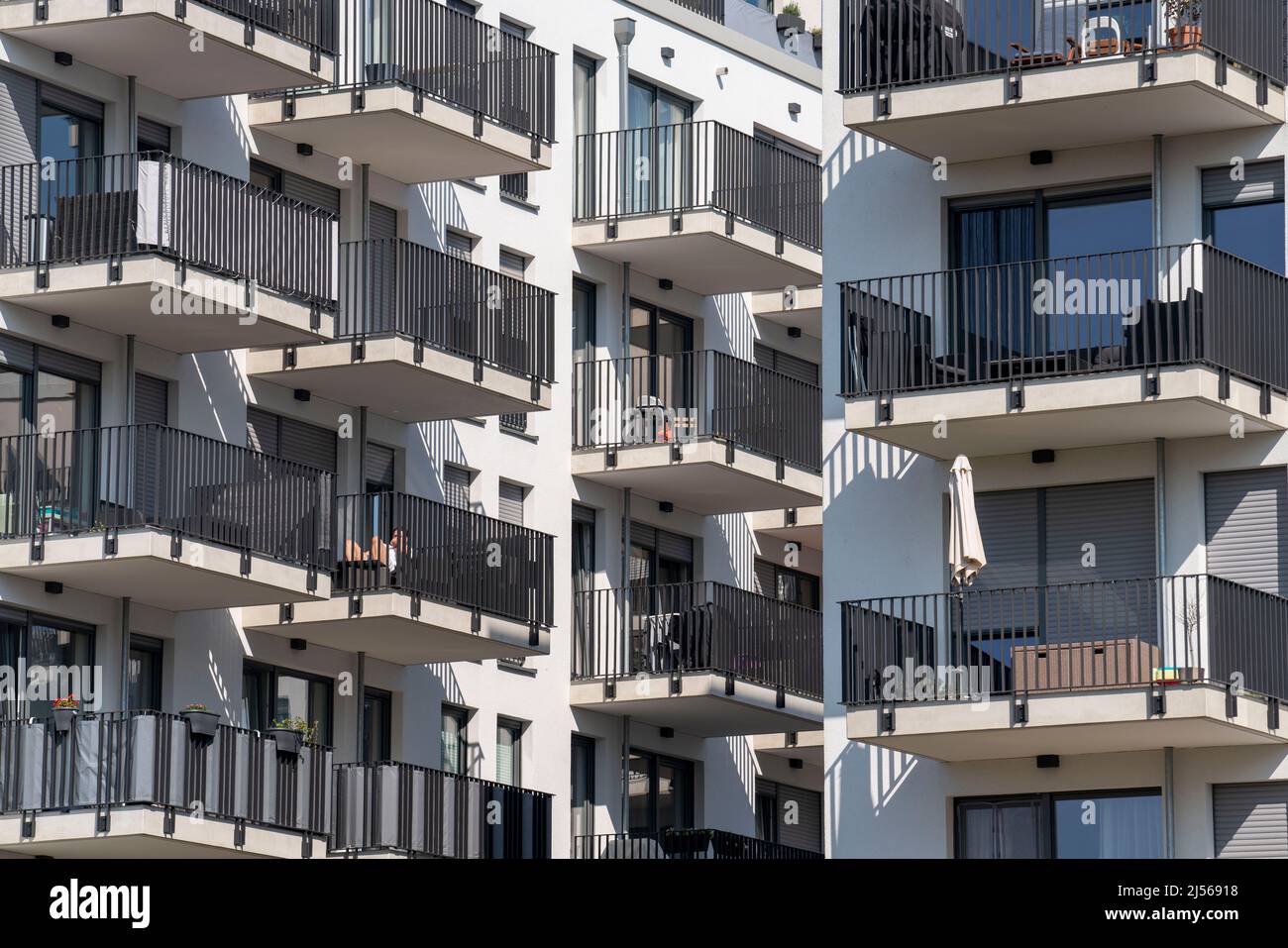 Balconies construction hi-res stock photography and images - Alamy