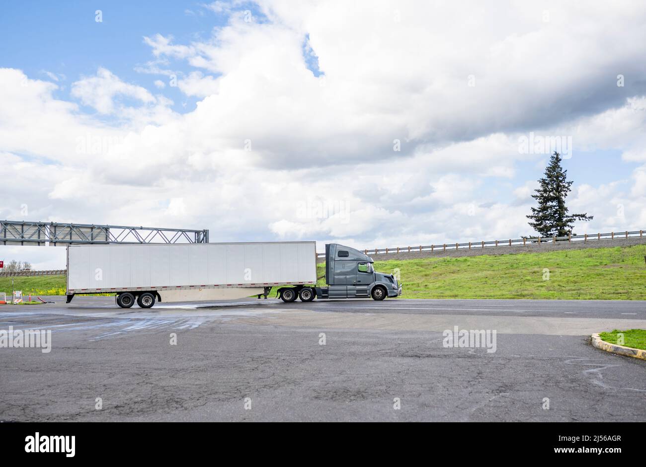 Industrial powerful professional gray long haul big rig semi truck ...