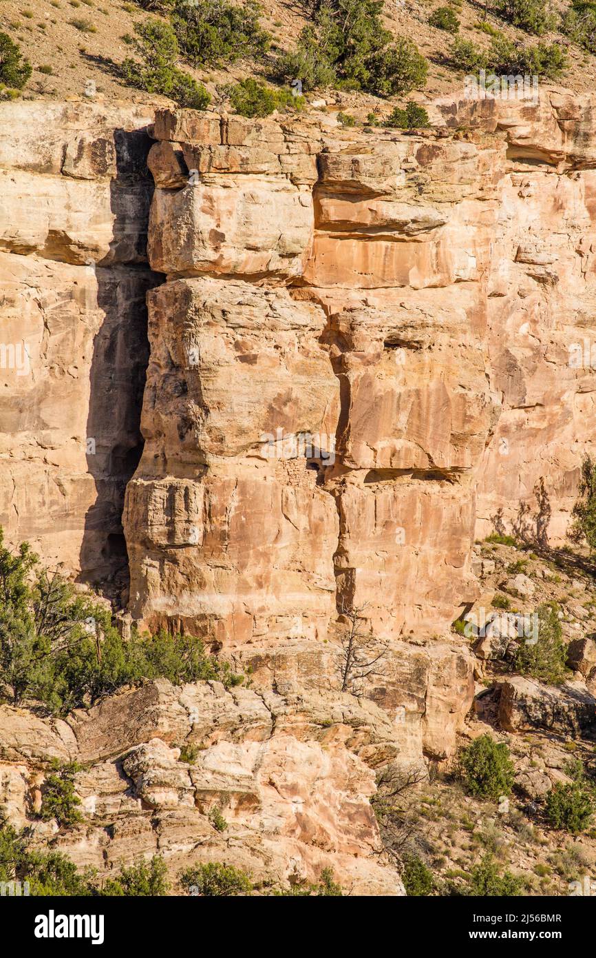 Ancestral Pueblan Native American ruins in the crack at center in ...