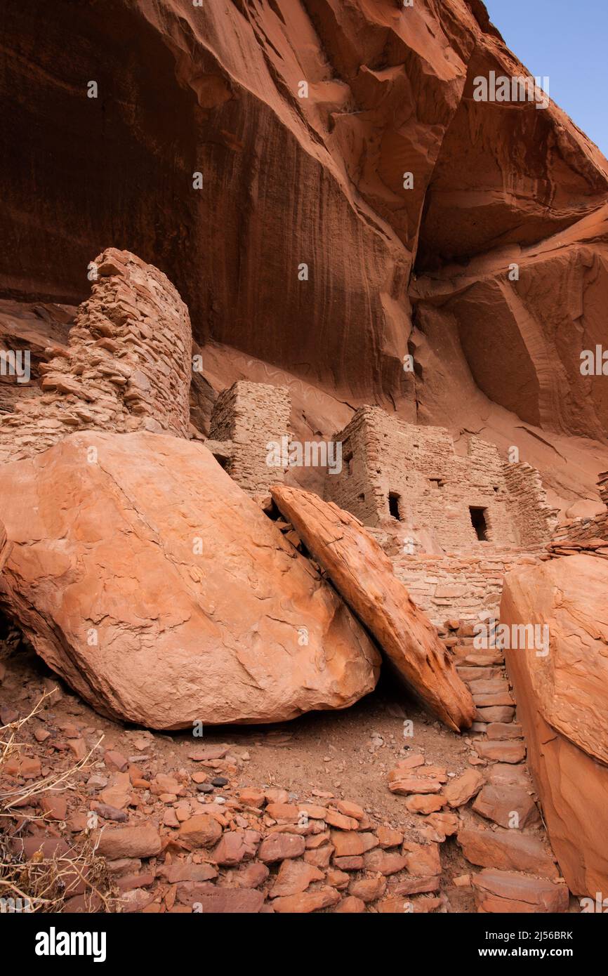 River House Ruin near the San Juan River, Shash Jaa Unit, Bears Ears ...