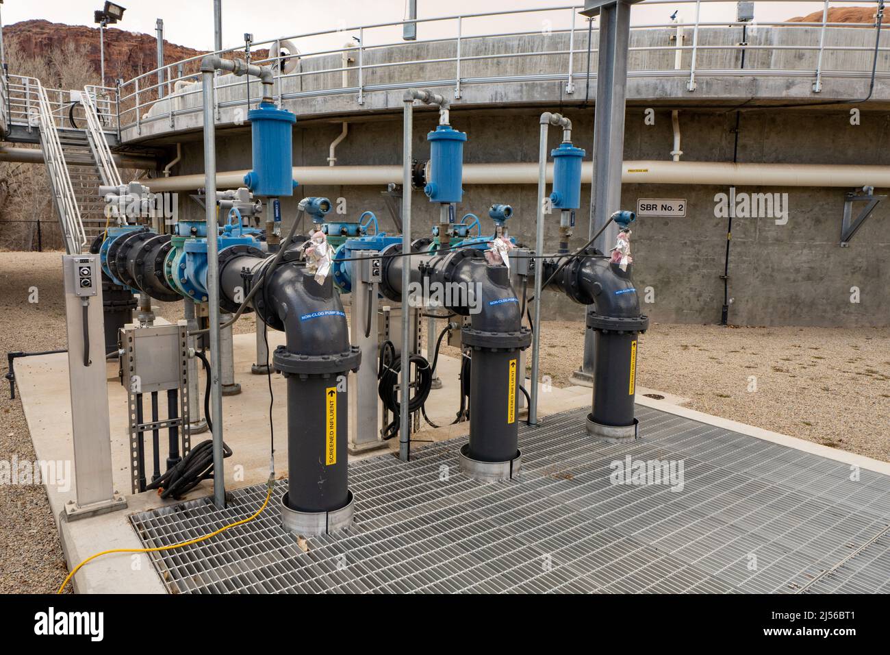 Pipe manifolds for influent or incoming sewage in an SBR or sequential ...