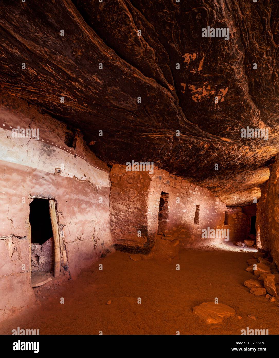 Inside the defensive wall of the Moon House Ruin on Cedar Mesa, Bears ...