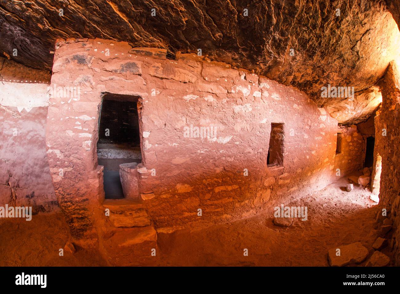Inside the defensive wall of the Moon House Ruin on Cedar Mesa, Bears ...