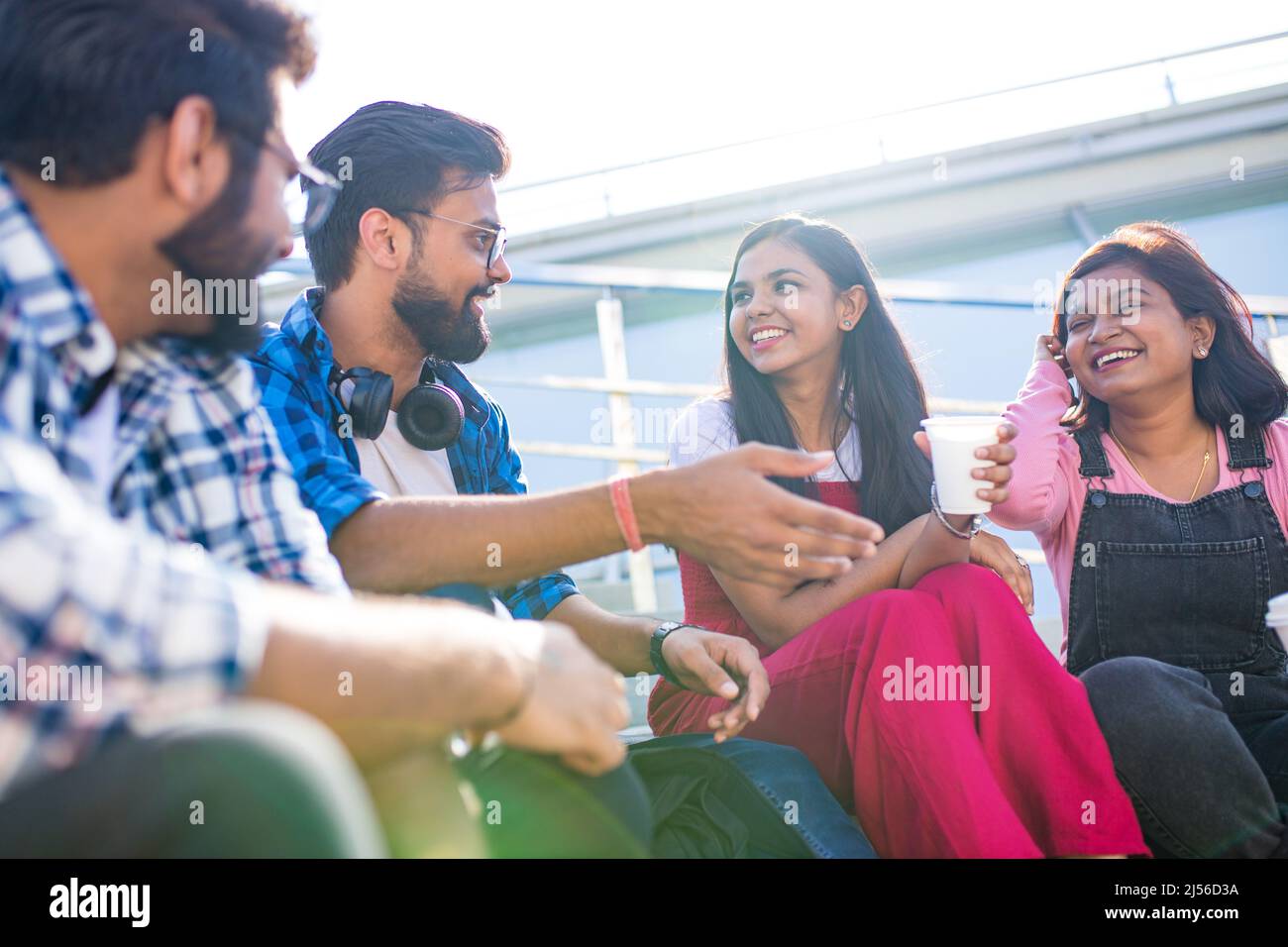 Group of students pakistani hi-res stock photography and images - Alamy