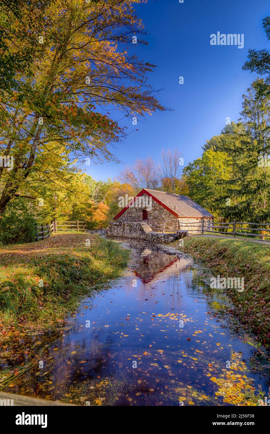 Fall river massachusetts history hi-res stock photography and images ...