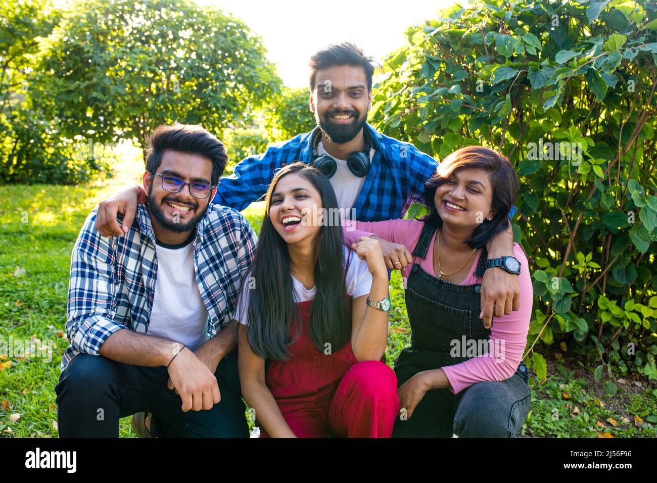 Pakistan pakistani girl hi-res stock photography and images - Alamy