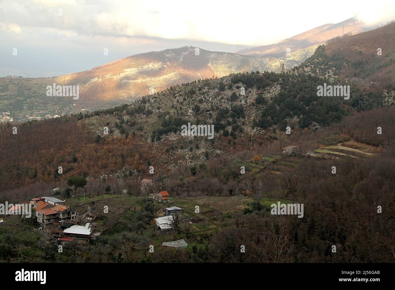The Monti Lattari (Lattari Mountains) on the Sorrentine Peninsula ...