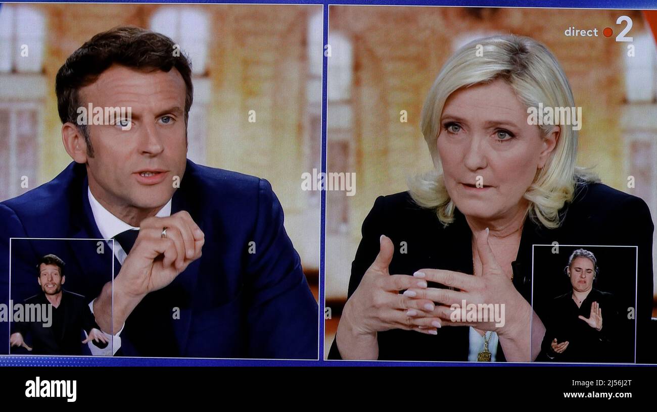 Marine le pen macron hi-res stock photography and images - Alamy