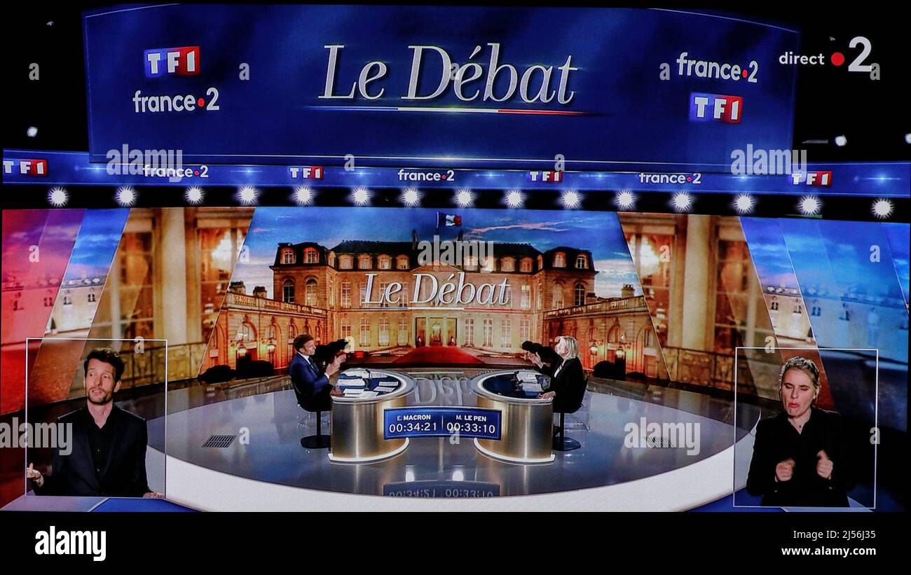 Macron le pen debate hi-res stock photography and images - Alamy