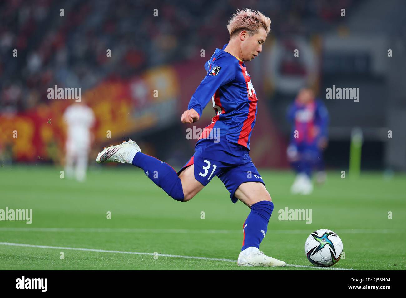 Ajinomoto Stadium, Tokyo, Japan. 20th Apr, 2022. Shuto Abe (FC Tokyo ...