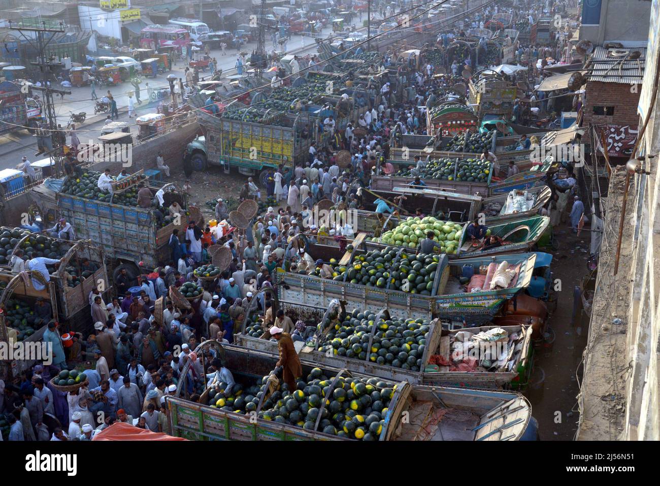 Lahore, Punjab, Pakistan. 20th Apr, 2022. A large number of Pakistani ...