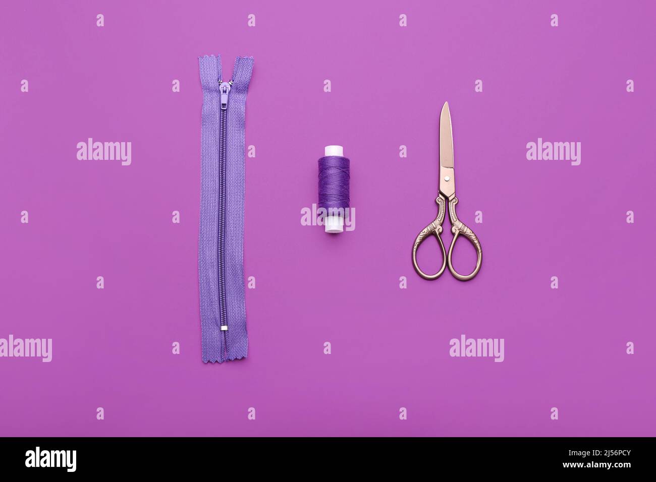 Flat style scissors purple hi-res stock photography and images - Alamy