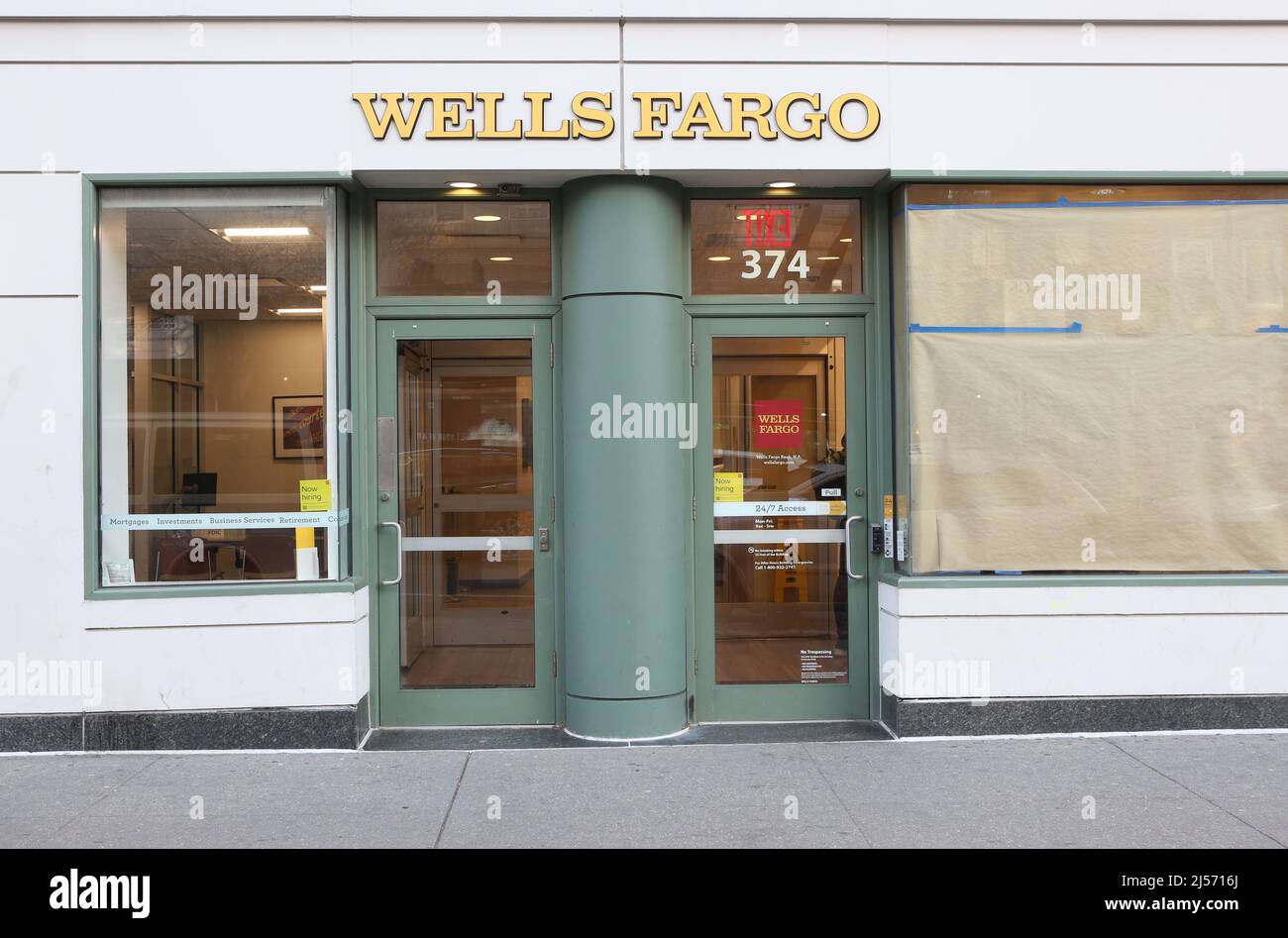 Brad wells hi-res stock photography and images - Alamy