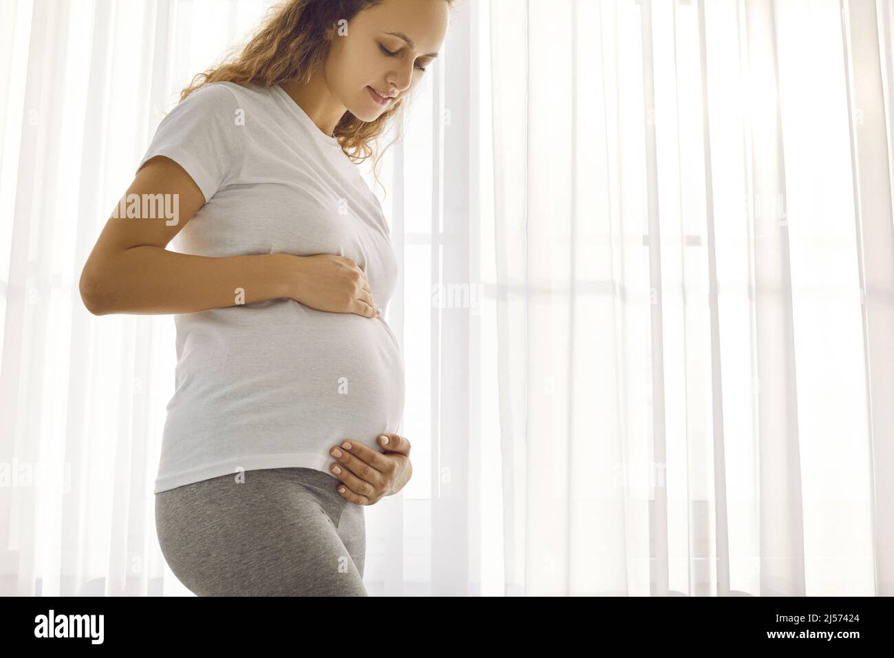 Pregnant woman big belly belly hi-res stock photography and images - Alamy