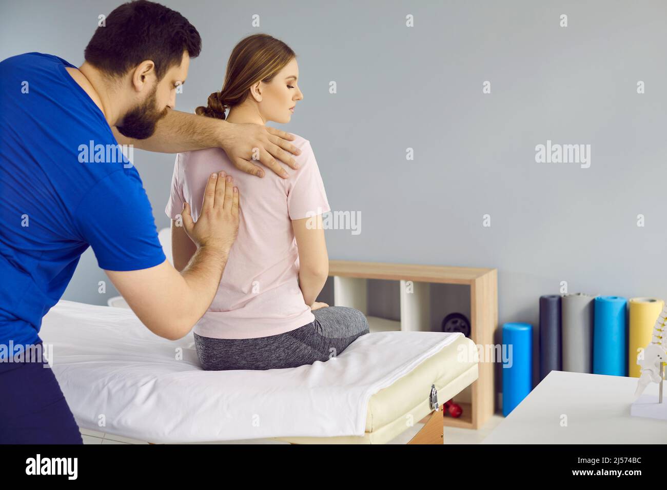 Back rear view spine hi-res stock photography and images - Alamy