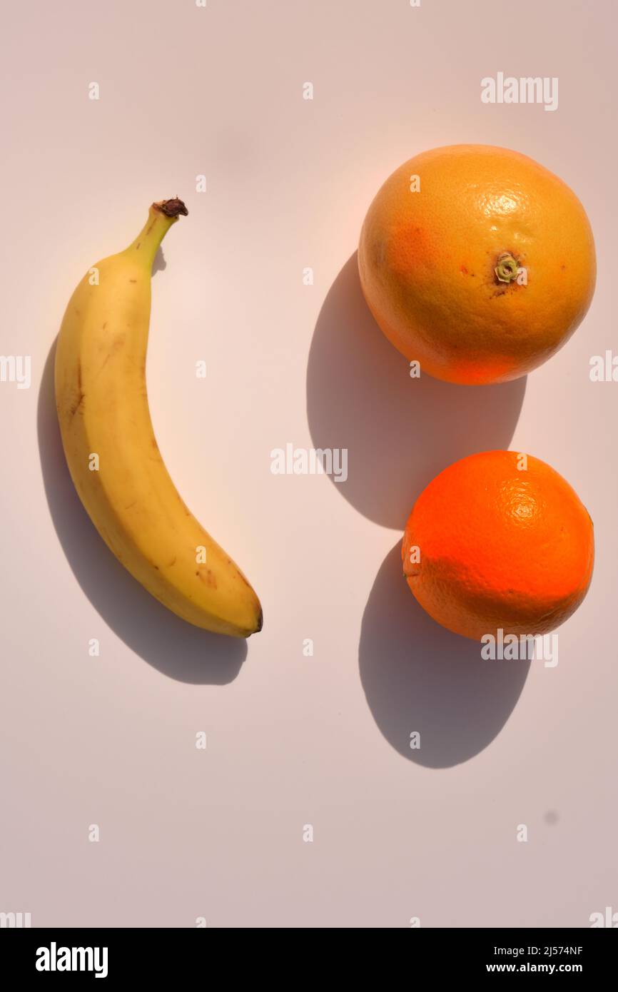 Grapefruit smiley hi-res stock photography and images - Alamy