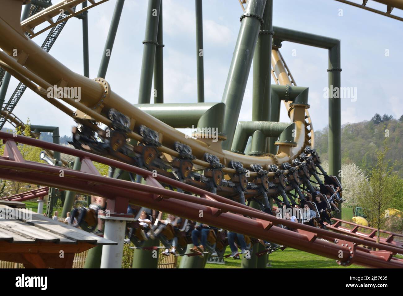 Screaming rollercoaster hi-res stock photography and images - Alamy