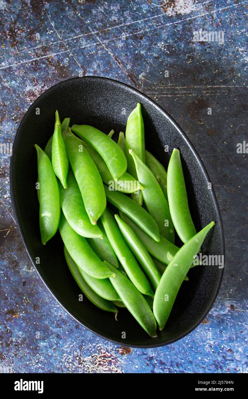 Sugar snaps hi-res stock photography and images - Alamy
