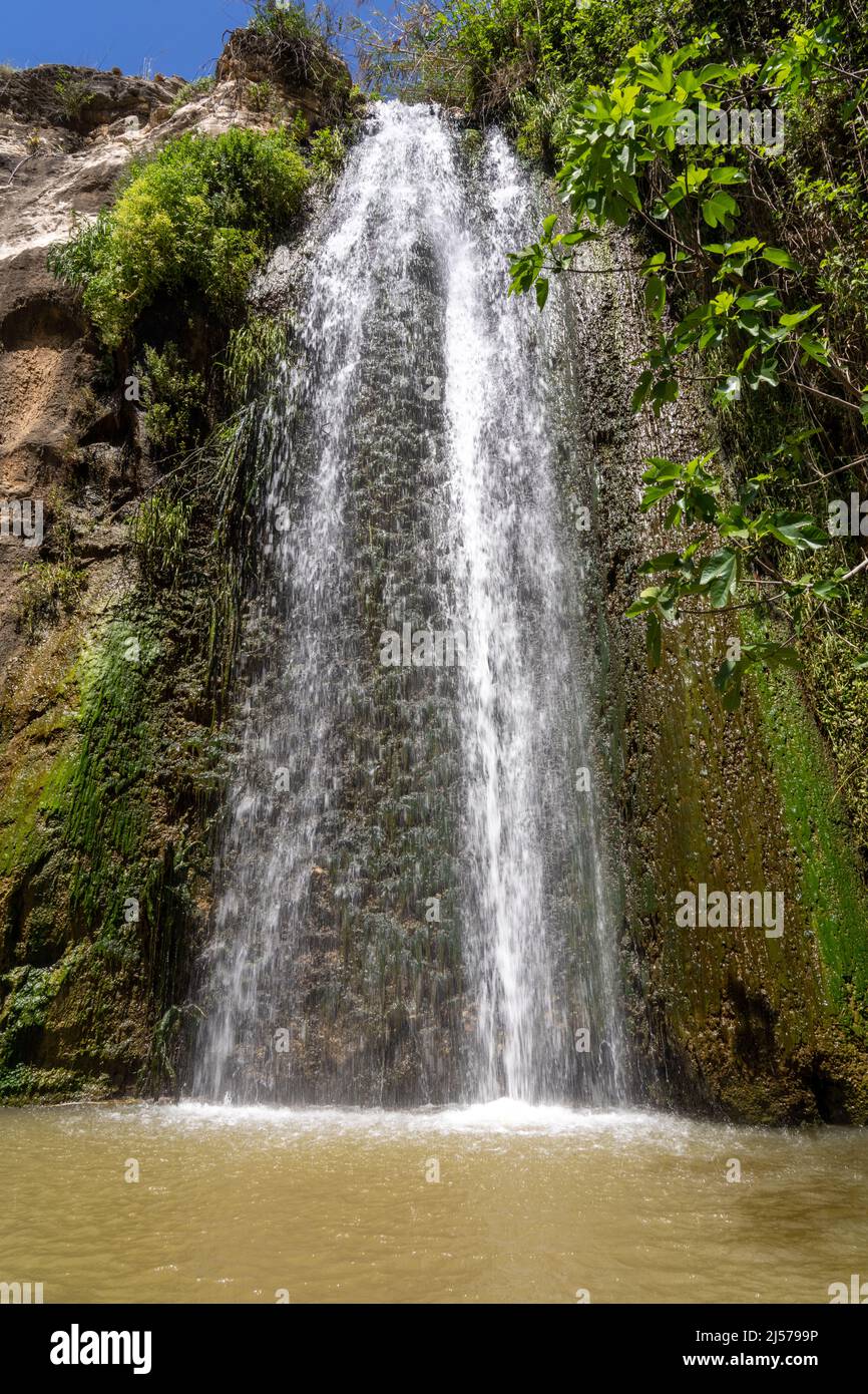 Waterfall in golan heights israel hi-res stock photography and images ...