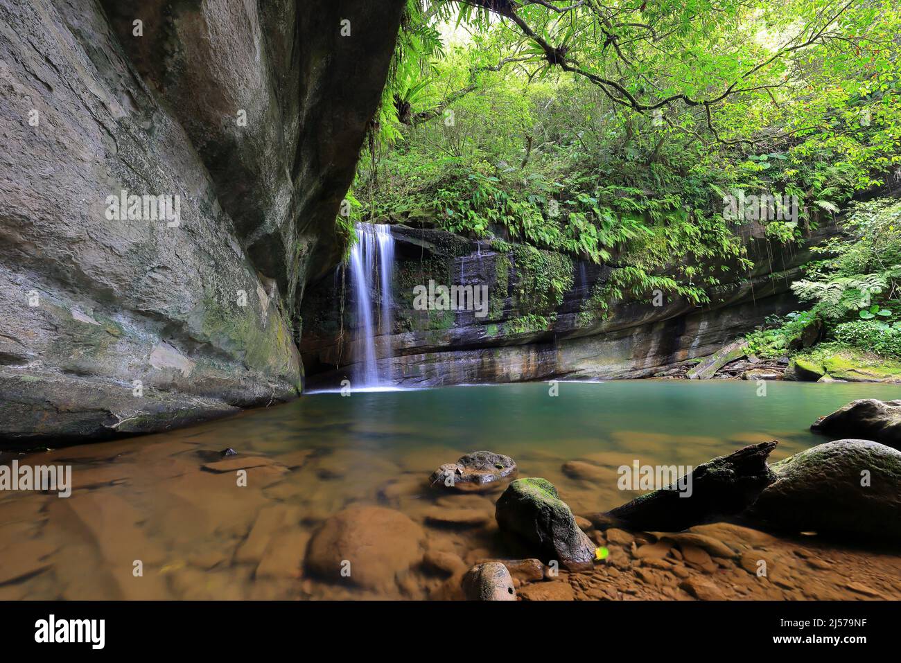 Wanggu Waterfall a waterfall located in Pingxi District, New Taipei ...