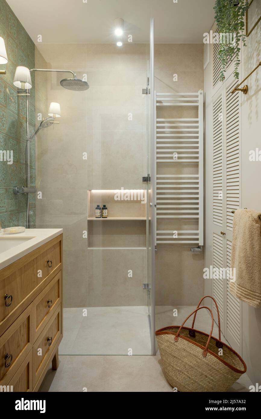 Interior design of bathroom in luxury apartment Stock Photo - Alamy