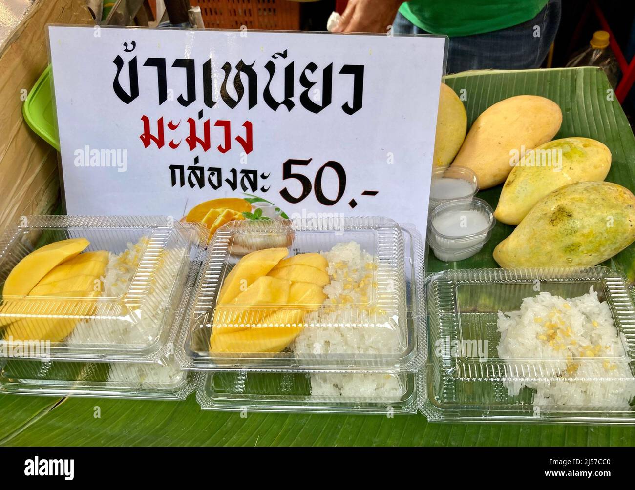 Bangkok, Thailand. 20th Apr, 2022. Mango Sticky Rice at a street stall ...