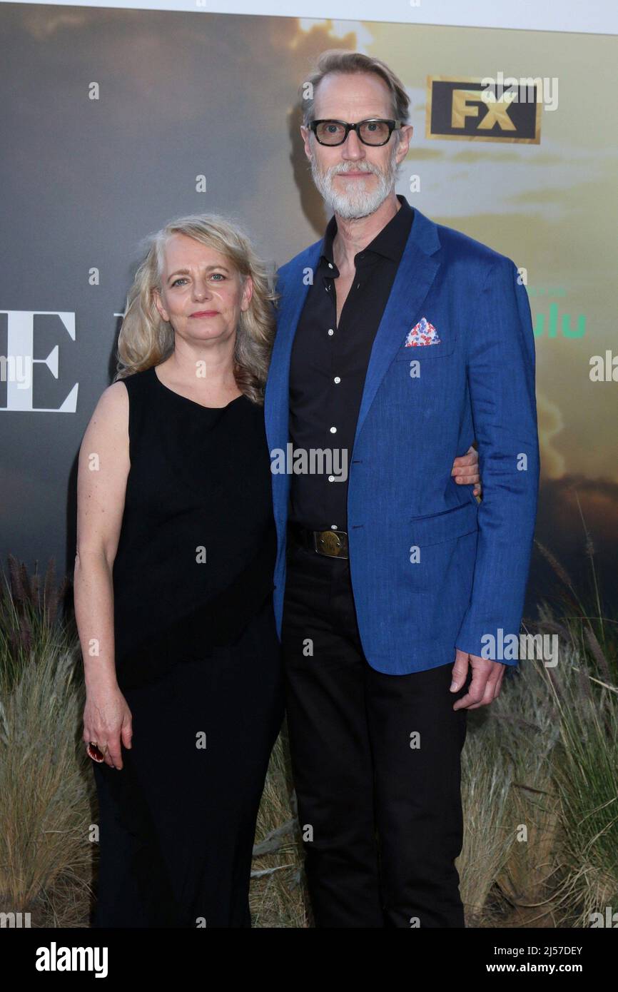 Los Angeles, CA. 20th Apr, 2022. Megan Leitch, Christopher Heyerdahl at ...