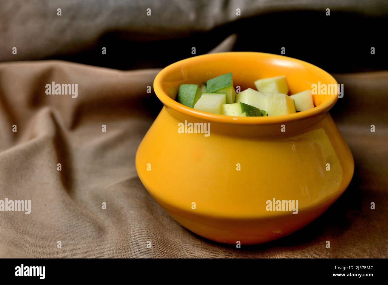 Mango pieces on white hi-res stock photography and images - Alamy