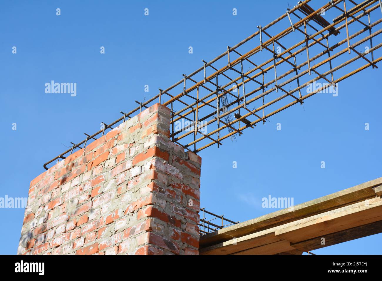 Steel lintel hi-res stock photography and images - Alamy