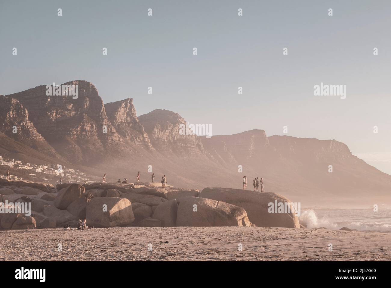 Kapstadt berge strand hi-res stock photography and images - Alamy