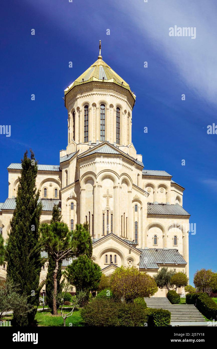 Tbilisi holy trinity cathedral hi-res stock photography and images - Alamy