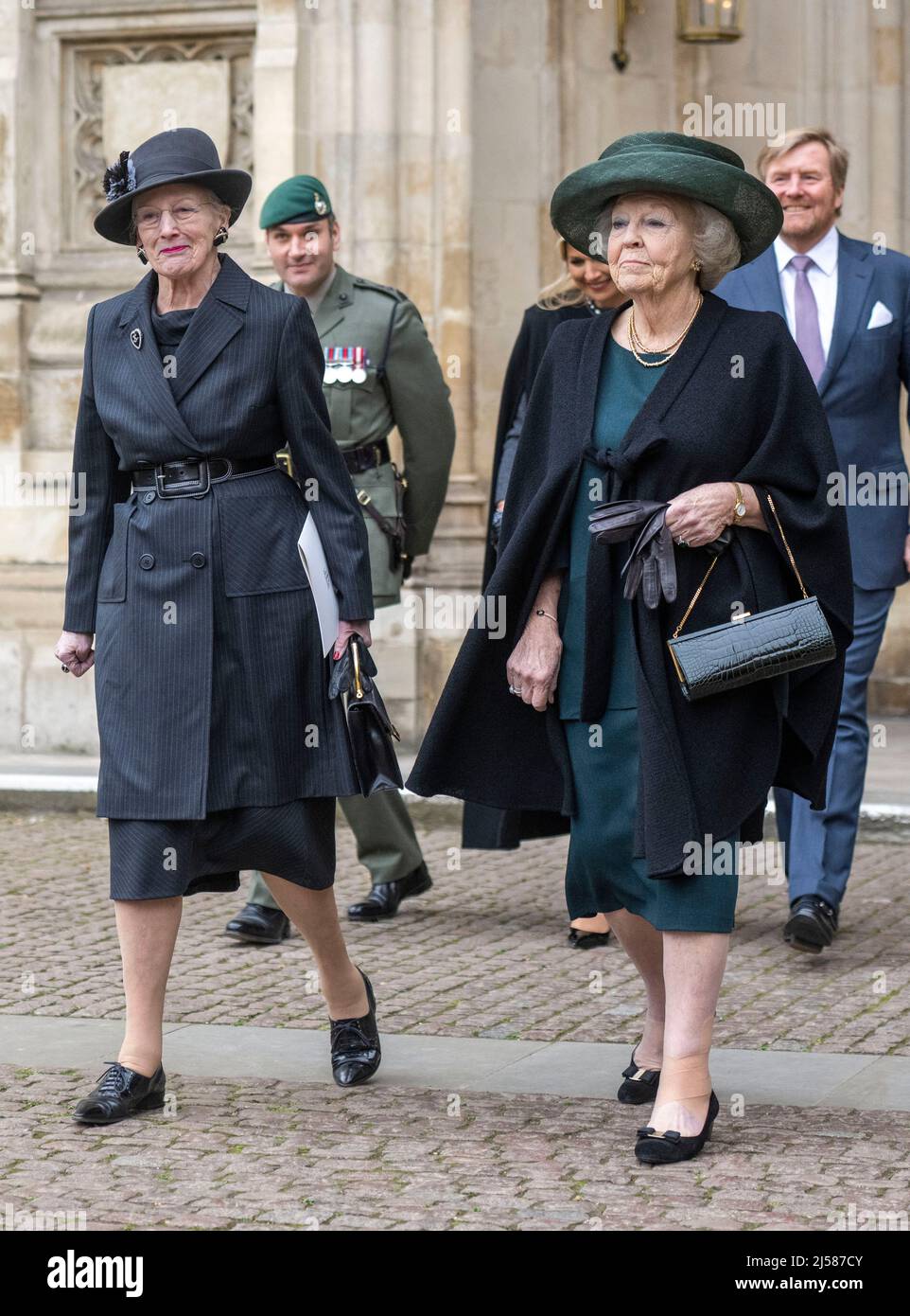 London, UK. 29 March, 2022. Princess Beatrix of the Netherlands (R) and ...