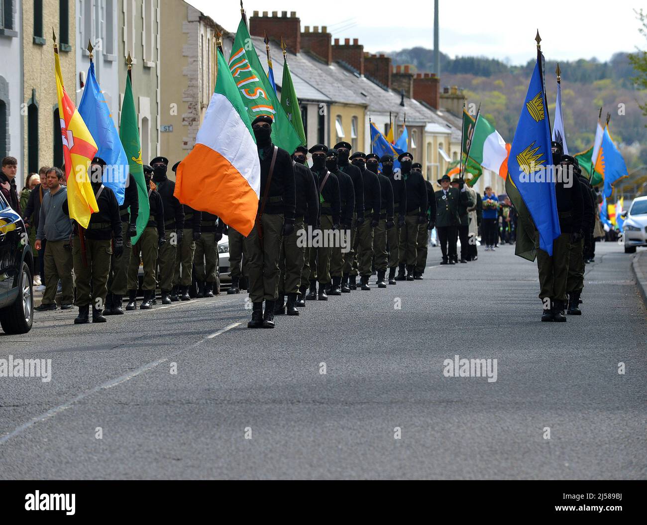 Paramilitary uniform hi-res stock photography and images - Alamy