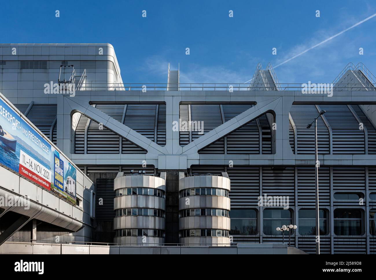 International congress centrum berlin hi-res stock photography and ...
